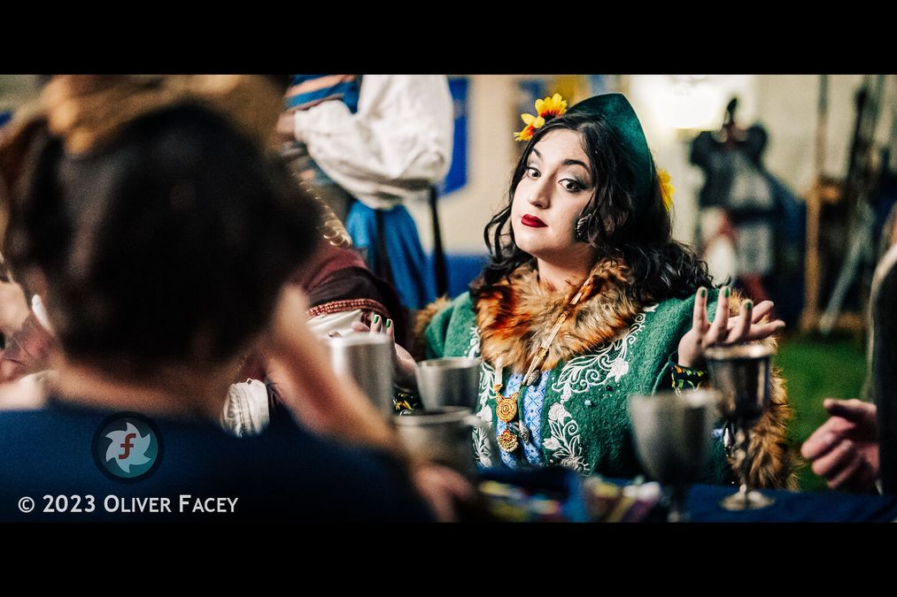 Varushka look and feel - Empire