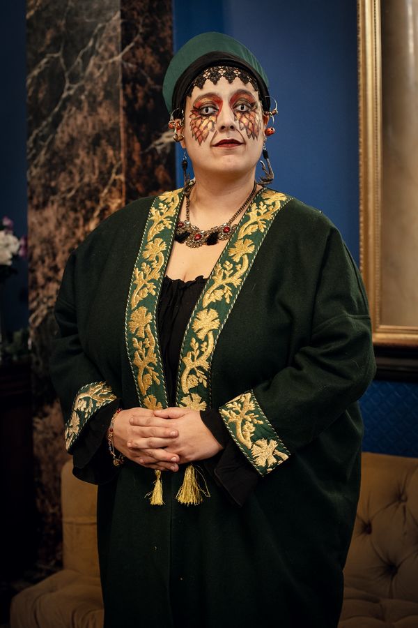 Varushka look and feel - Empire